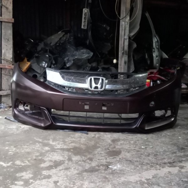 Jual bemper bumper depan mobilio tipe e dan grill | Shopee Indonesia
