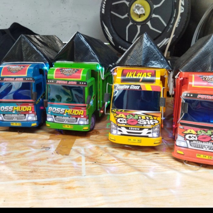 Jual MAINAN TRUK KAYU / TRUK OLENG / MOBILAN KAYU / UKURAN BESAR 1/2 ...