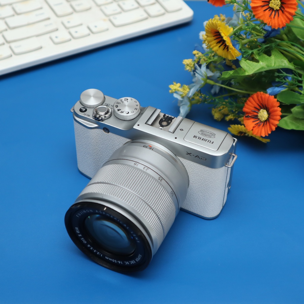 Jual FUJIFILM XA2 Lensa Kit 16-50mm F3.5 Kamera Mirrorless Support WIFI ...