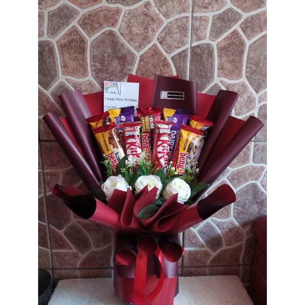 Jual Buket bunga wisuda Bucket snack coklat boneka Sempro ulang tahun ...