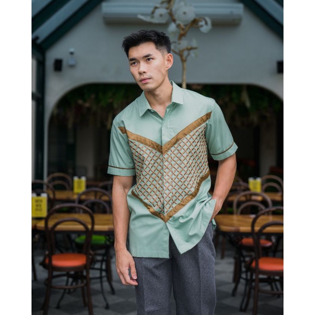 Jual Kemeja Bordir Pria NUC.ID Yudistira 01 (Sage Green) | Shopee Indonesia