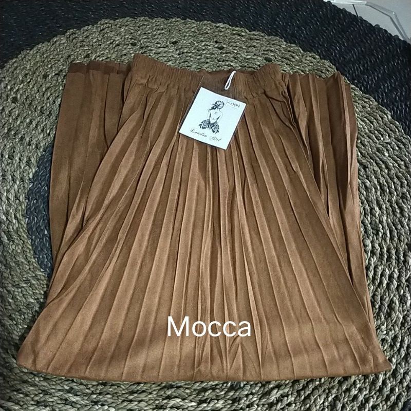 Jual Rok plisket Suede premium original Londongirl / rok import / rok ...