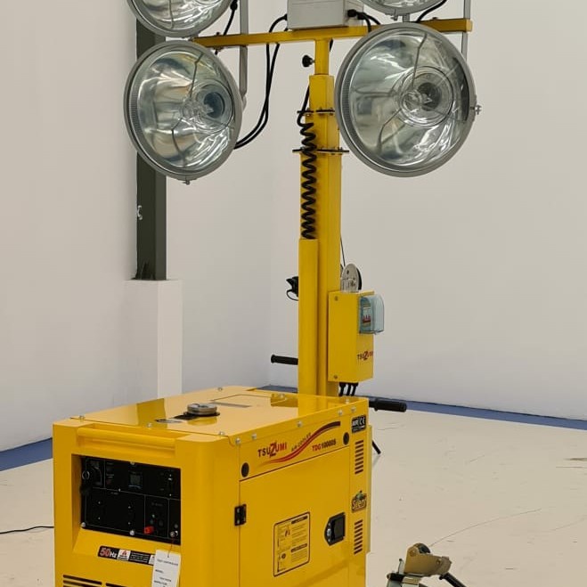Jual Tower light genset 4 x 400 watt LT500 TSUZUMI Towerlight Generator ...