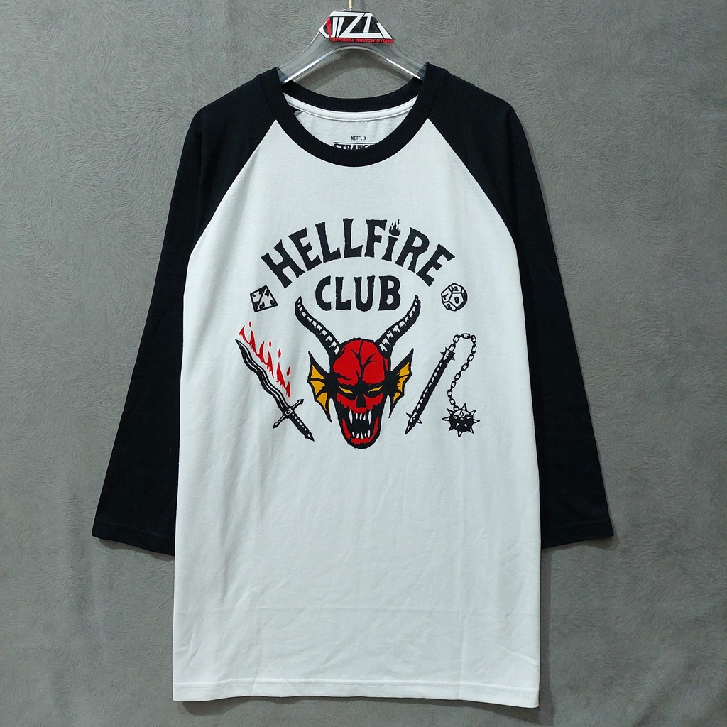 Stranger Things Vetement Robe T-shirt Stranger Things Hellfire Club ...