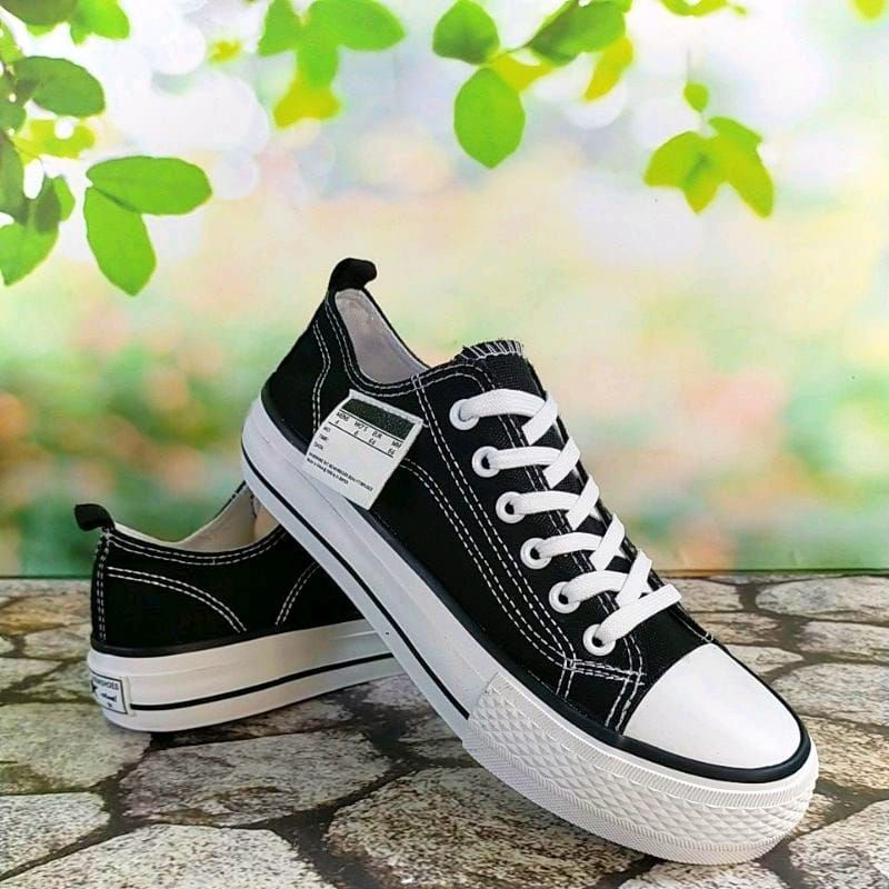 Jual SEPATU FASHION CASUAL SIZE 37-40 IMPORT ORIGINAL | Shopee Indonesia