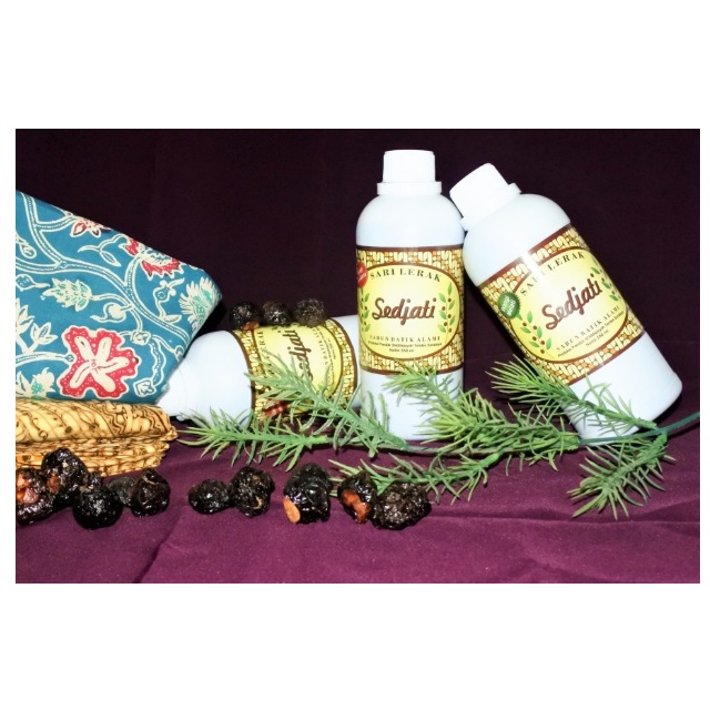 Jual Sari Lerak Sedjati - Sabun Pencuci Batik 550ml | Shopee Indonesia
