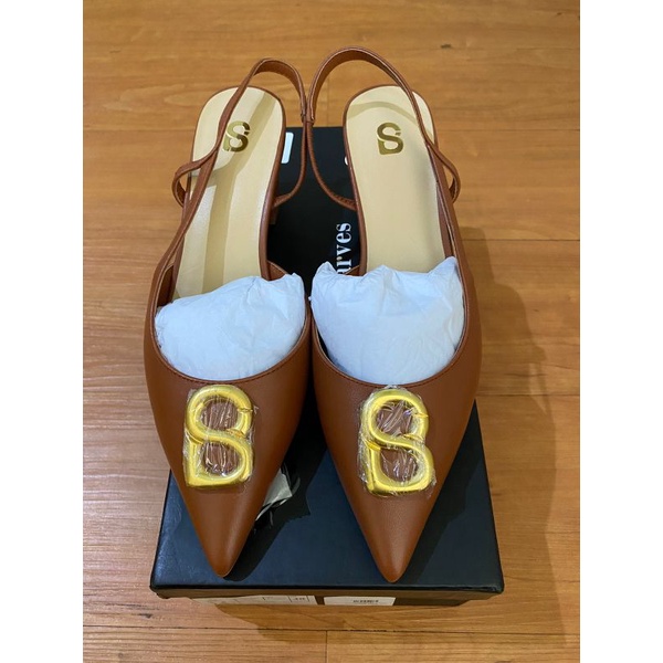Jual KYLIE HEELS Caramel BUTTONSCARVES AS IS | Shopee Indonesia