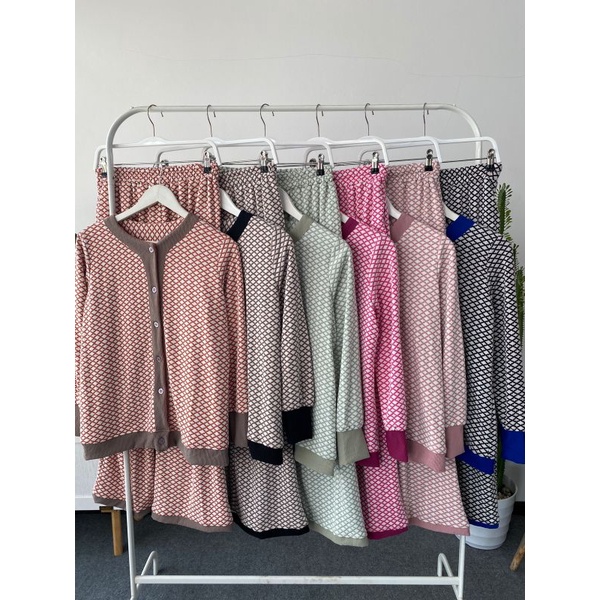 Jual LUANA KNIT ONE SET | Shopee Indonesia