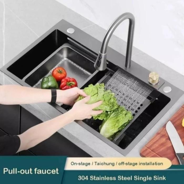 Jual Kitchen Sink 7545 Black Lengkap Kran Tarik Water Fall/Sink Modern ...