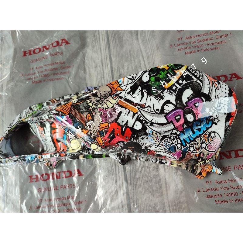 Jual Tutup Filter PCX/Vario/Adv 160 Carbon Celup Cartoon Original Honda ...