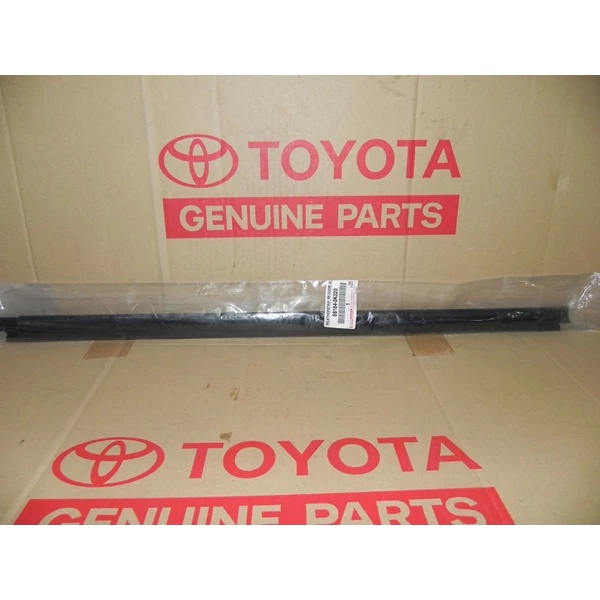 Jual Pelipit Pintu / Karet Kaca Luar Belakang Kiri Fortuner 68164-0K020 ...