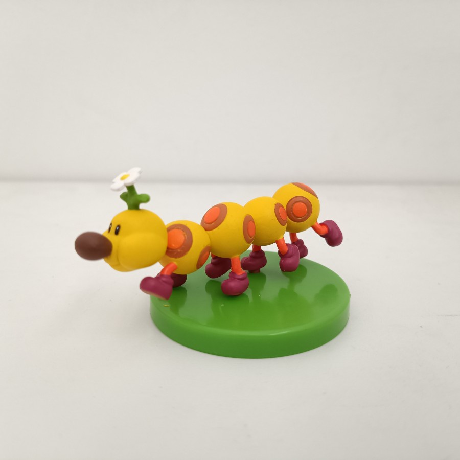 Jual Super Mario Figure Wiggler With Base ORI Nintendo | Shopee Indonesia