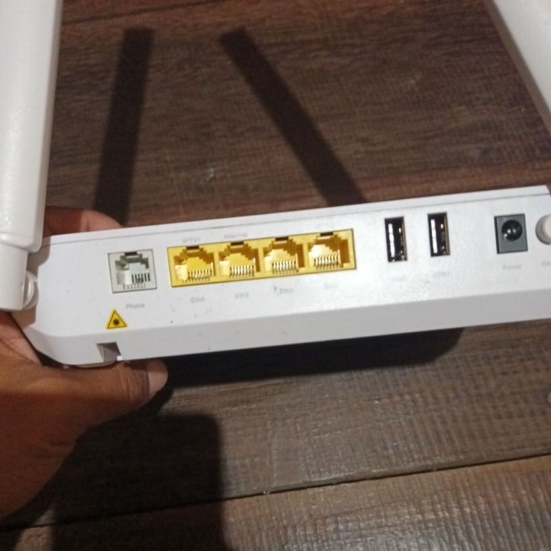 Jual Modem Fiberhome HG6243C GPON ONU 2,4Ghz | Shopee Indonesia