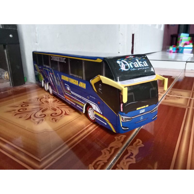 Jual miniatur bus telolet Basuri kecil skala 43 panjang 28 cm | Shopee ...