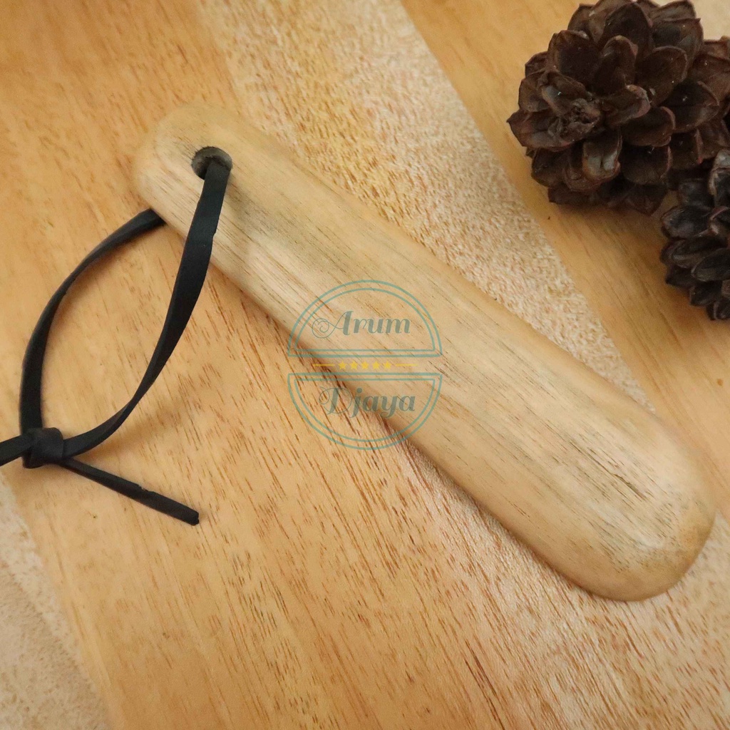 Jual Sendok Sepatu Shoe Horn Alat Bantu Pakai Sepatu Selop Sepatu Shoes ...