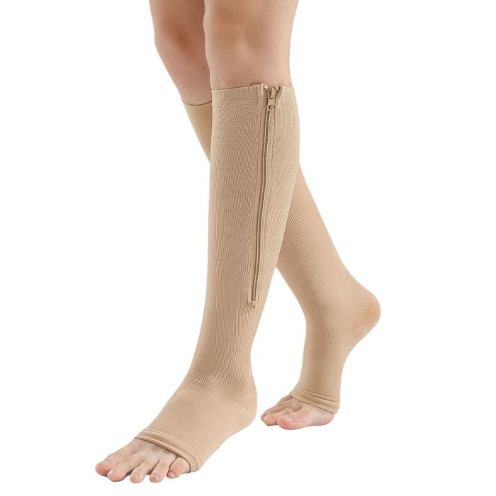 Jual Stocking Varises / Varises Compression / Kaos Kaki Varises - Hitam ...