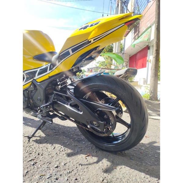 Jual HUGGER ARM R25 MT25 COVER SWING ARM SWINGARM MODEL GSX600 | Shopee ...