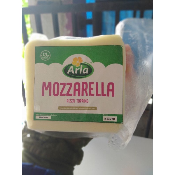 Jual keju mozzarella Arla 250gr | Shopee Indonesia
