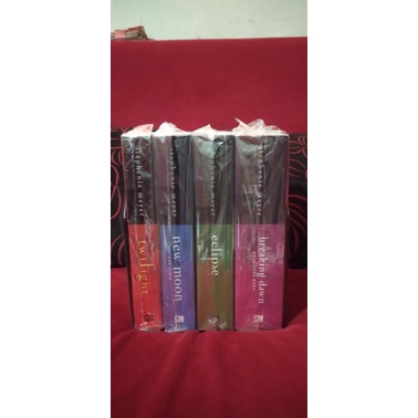 Jual Novel Twilight set + Box + official card | Shopee Indonesia