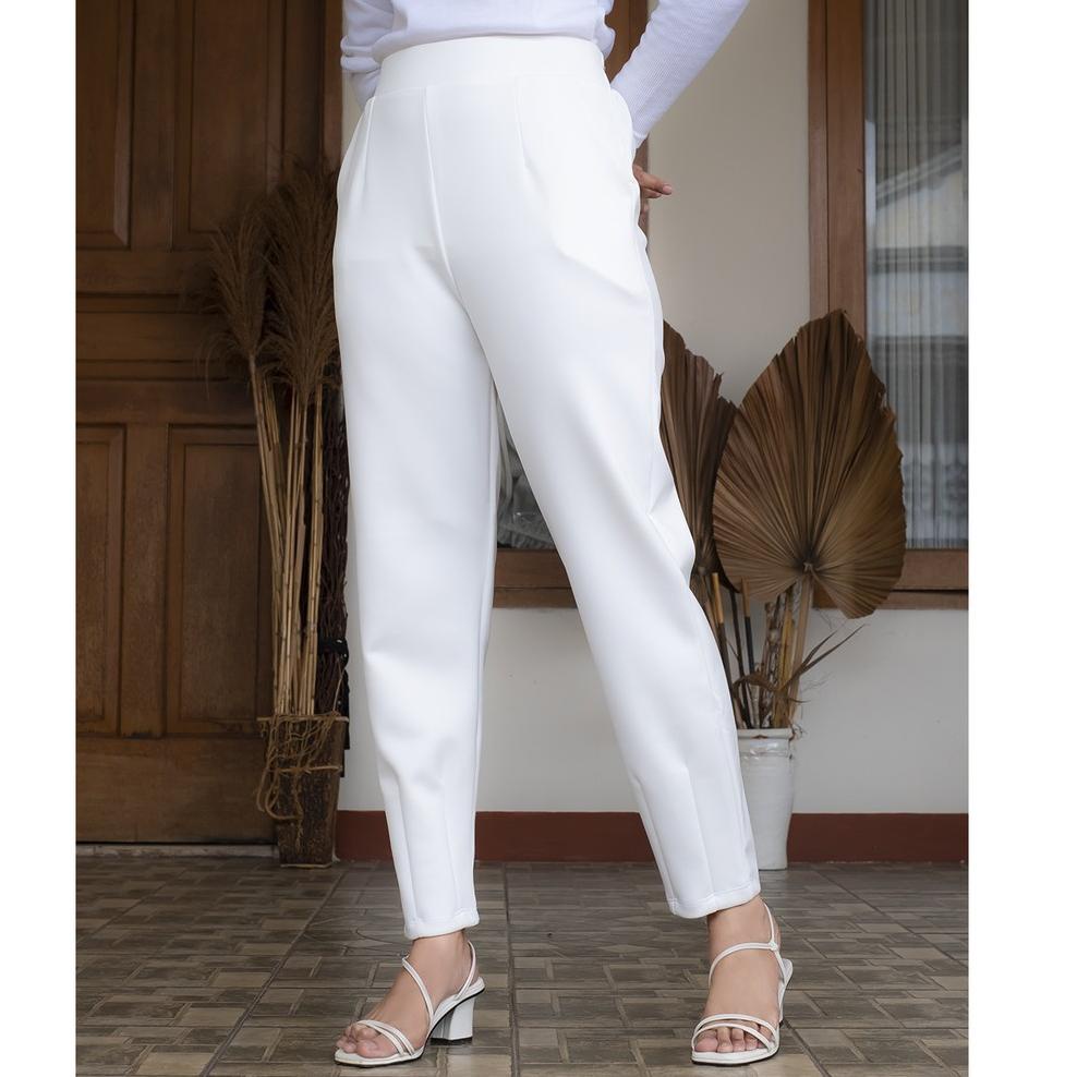 Jual HARGA BERSAHABAT HaymeeIDN - Kupnat Basic Pants Putih Bahan Scuba ...