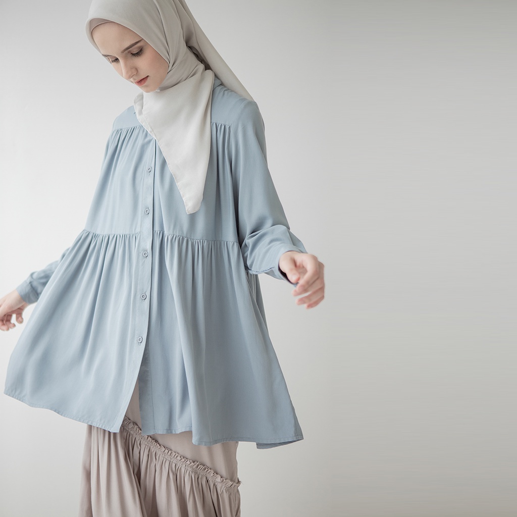 Jual Gendhis by Aska Label - Atasan wanita muslim rayon warna putih offwhite, raspberry maroon ...