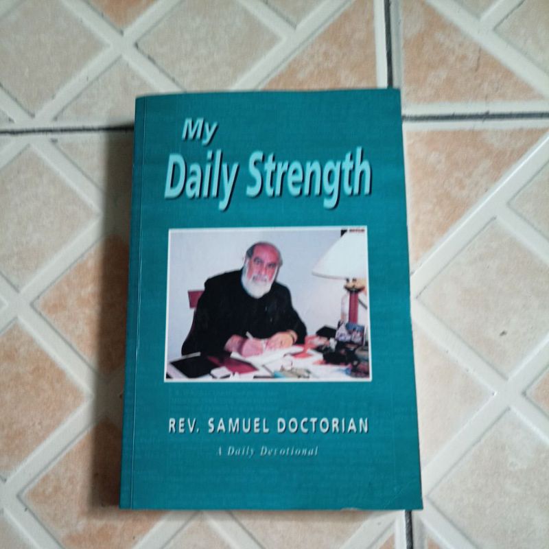 Jual Buku Kristen my daily strength by Rev Samuel Doctorian | Shopee ...