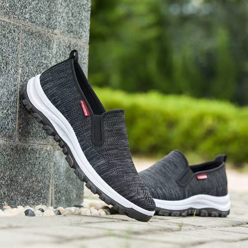 Jual Highland Sepatu Sneakers Pria Fashion Sepatu Kerja Kuliah Sepatu Slip On MR135 | Shopee ...