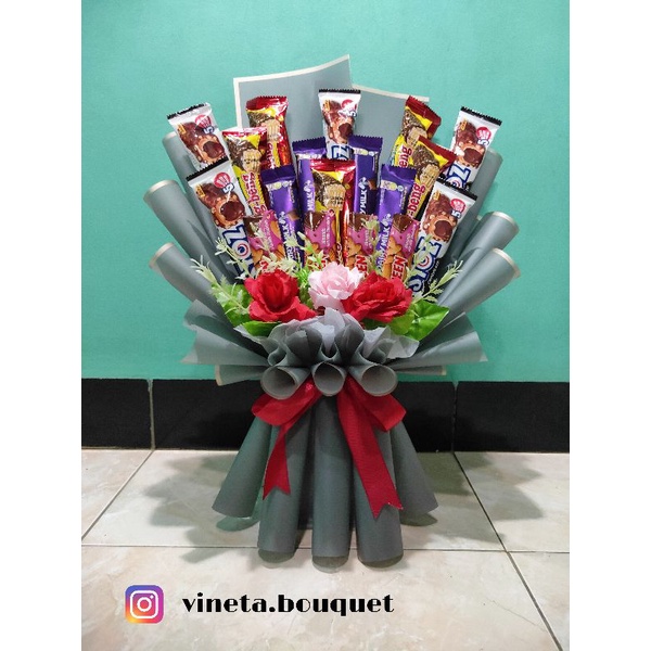 Jual bucket coklat silverqueen dairymilk beng beng mix campur buket ...