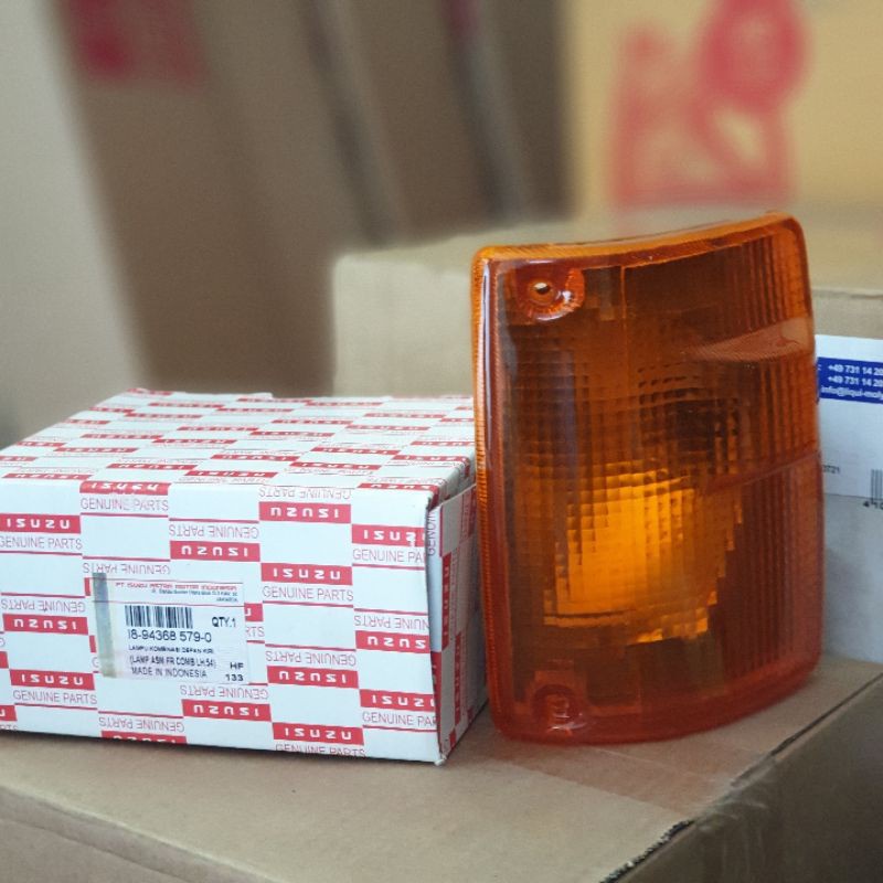 Jual LAMPU SEIN LAMPU RITING ASSY ISUZU PANTHER KOTAK PICKUP WARNA KUNING ORIGINAL HARGA PER ...