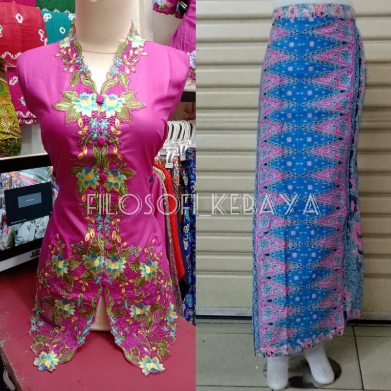 Jual SET KEBAYA ENCIM ADAT BETAWI MOTIF BUNGA // KEBAYA ENCIM BETAWI ...