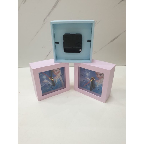 Jual souvenir jam meja kayu/jam kayu custom/souvenir ulang tahun custom ...