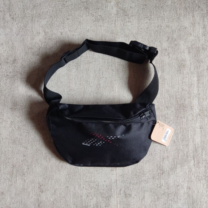 Jual Waist Bag Reebok Vector Logo - Black | Shopee Indonesia