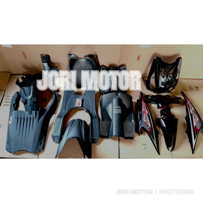 Jual Full body kasar halus Honda beat karbu hitam + stiker / striping ...