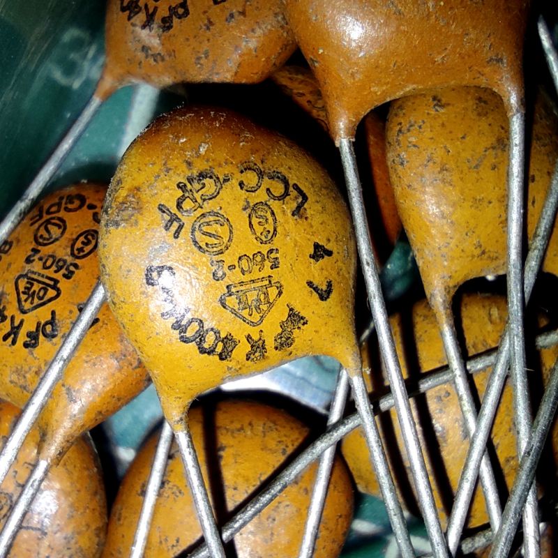 Jual Kapasitor 47PF Vintage Body Besar 400V 5KV Ceramic NOS LCC U47 H47 ...