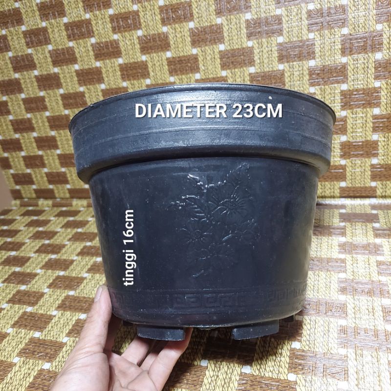 Jual Pot bunga hitam 25/pot tanaman hitam 25 diameter 23cm | Shopee ...