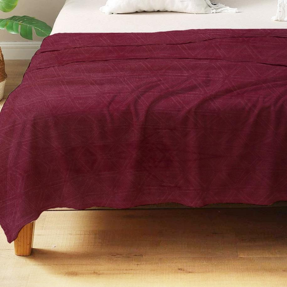 Jual King Rabbit Thermal Blanket Selimut cm - Matrix Red | Shopee Indonesia