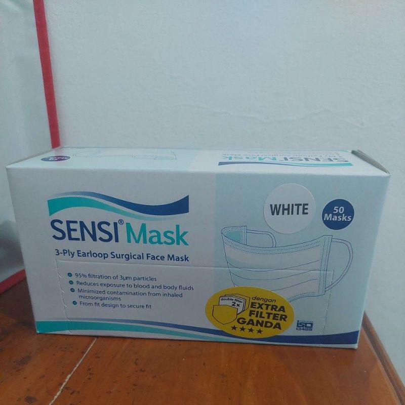 Jual Masker SENSI SURGICAL MASK 3ply Earloop 50 pcs Banting Harga ...