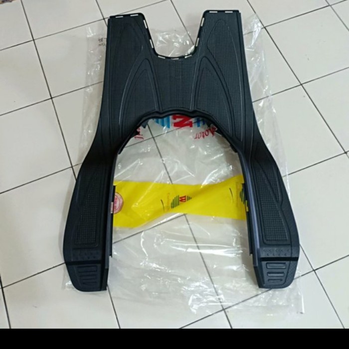 Jual Bordes Step Floor Pijakan Kaki Atas Beat Karbu Lama Merk Win | Shopee Indonesia