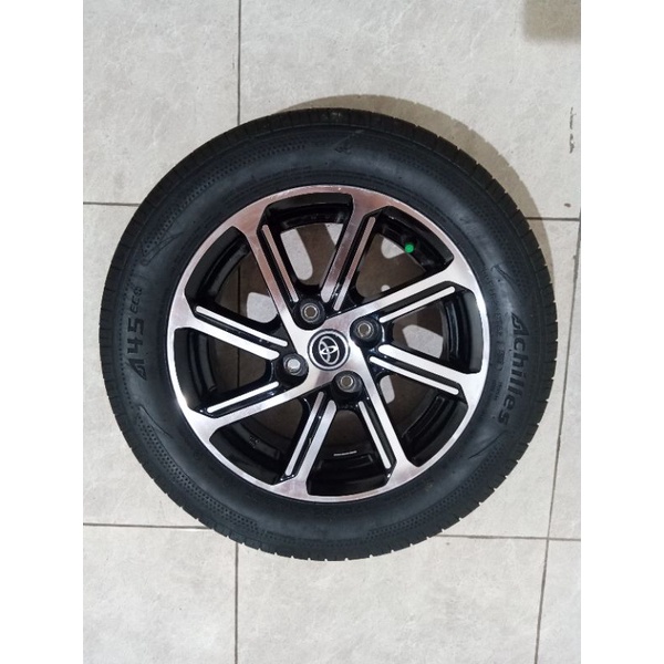 Jual Velg + Ban Original Toyota Calya Facelift R14 (1 Pcs) | Shopee ...
