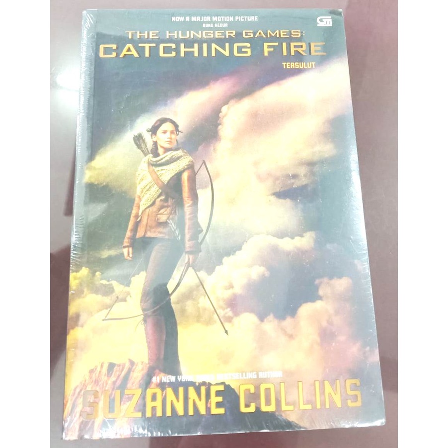 Jual The Hunger Games Catching Fire - Suzanne Collins - Novel | Shopee ...