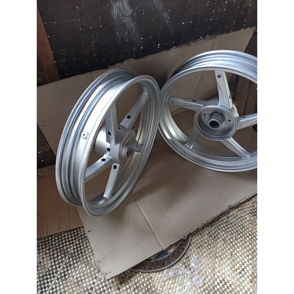 Jual Velg pelek racing resing Suzuki Thunder ring 17 lebar PNP vixion ...