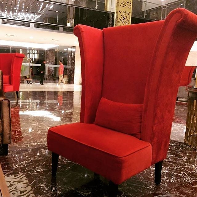 Jual Sofa Raja Desain Modern Rangka Kayu Jati Sandaran Tinggi | Kursi ...