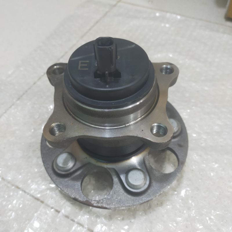 Jual Nap Nop Roda Depan Toyota Innova Zenix Original | Shopee Indonesia