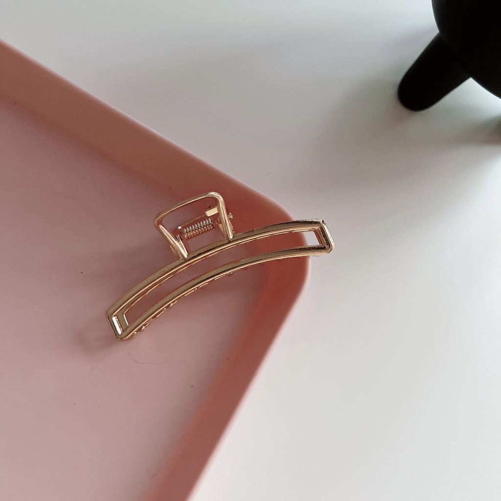 Jual Town Shell MANDU Korean Metal Hair Claw / Jepit Jepitan Rambut ...