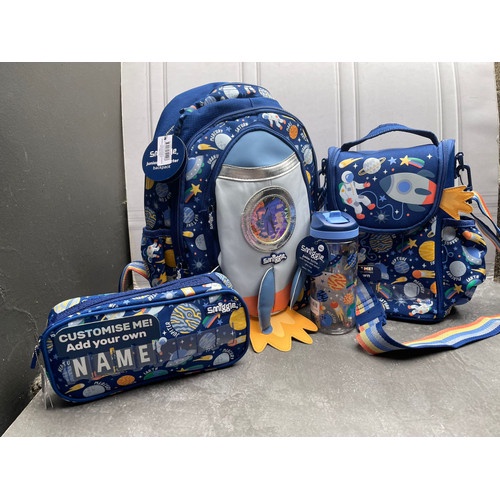 Jual Smiggle Junior Sky Hi Backpack - Play Astronaut | Shopee Indonesia