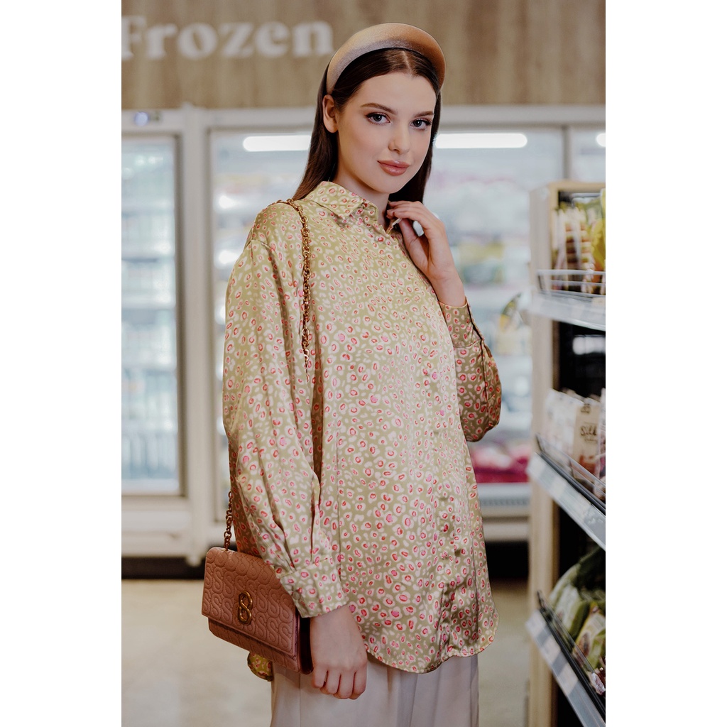 Jual Benang Jarum Leona Basic Shirt - Green | Shopee Indonesia