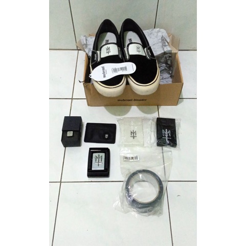 Jual sepatu maternal disaster | Shopee Indonesia