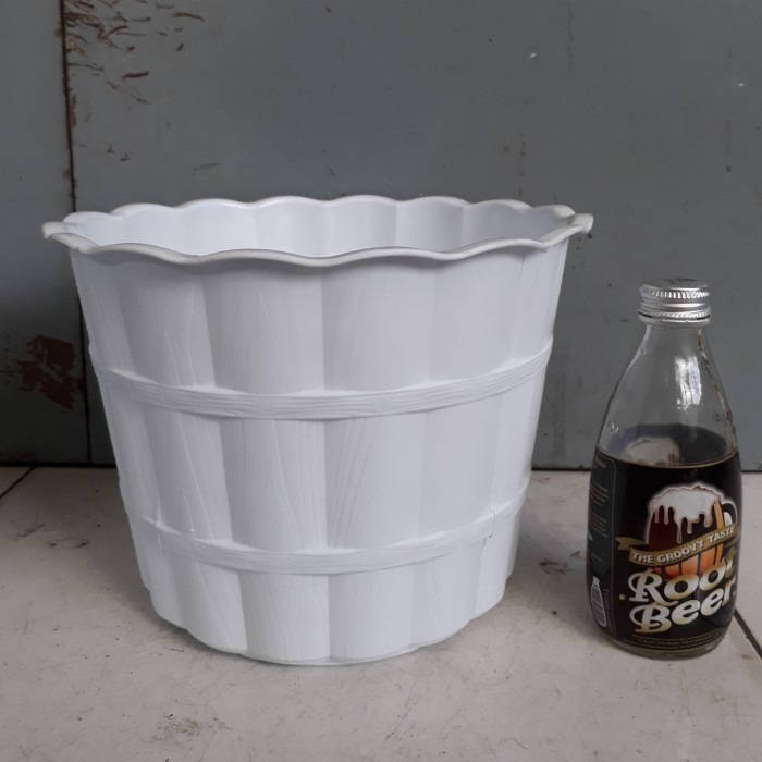Jual pot bambu 25 putih, pot bunga motif bambu pot hias bunga | Shopee ...
