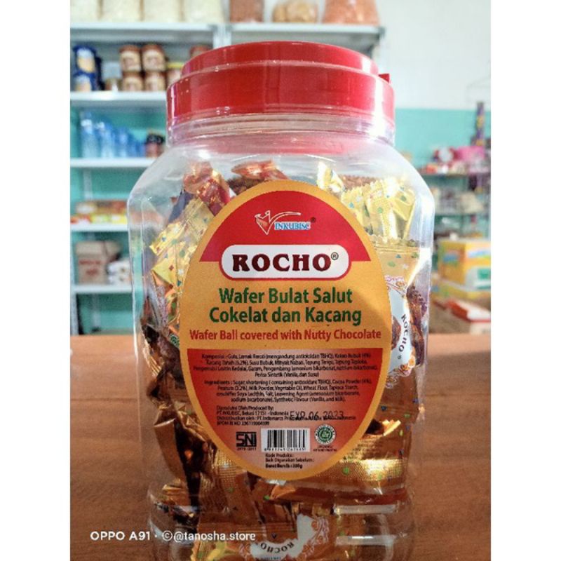 Jual Rocho wafer bulat salut kacang kemasan toples 300gr | Shopee Indonesia