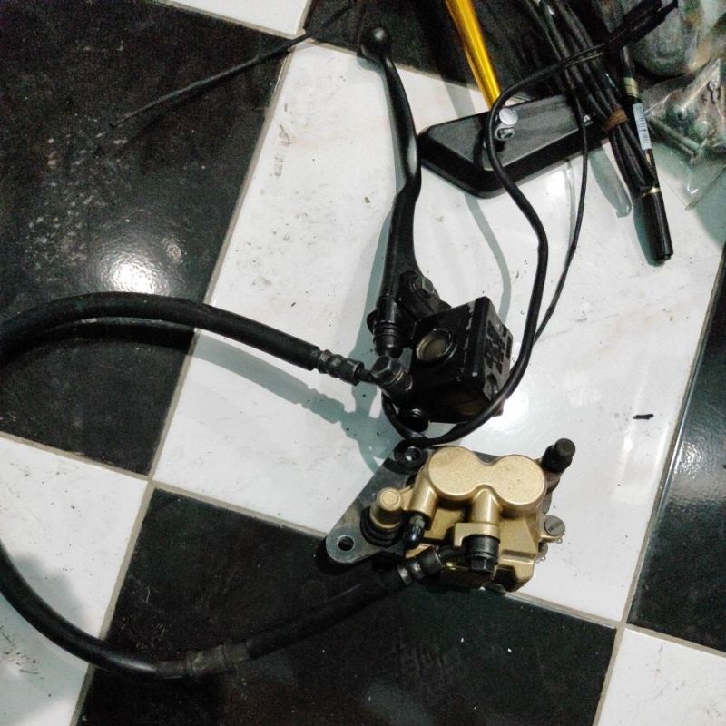 Jual rem depan r15 v3 r15 v2 master rem selang dan kaliper palababi ...